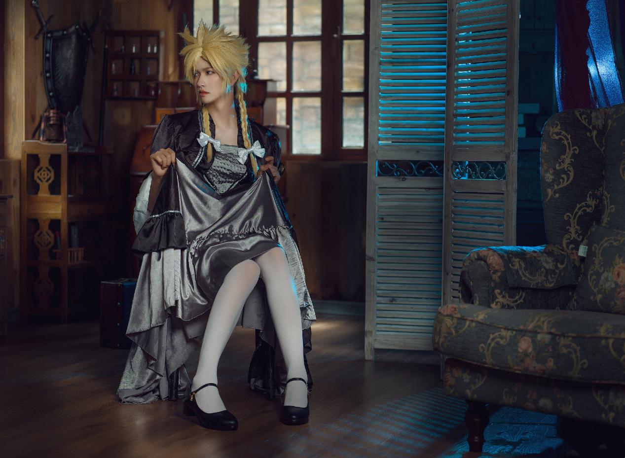 《最终幻想7》克劳德cos，听好了！美丽是不分男女的