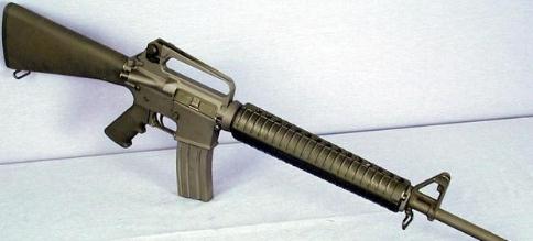 M16和M4A1步枪哪个性能更优秀？