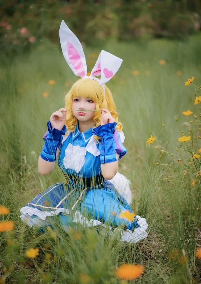 《王者荣耀》仙境爱丽丝妲己cosplay正片财经头条