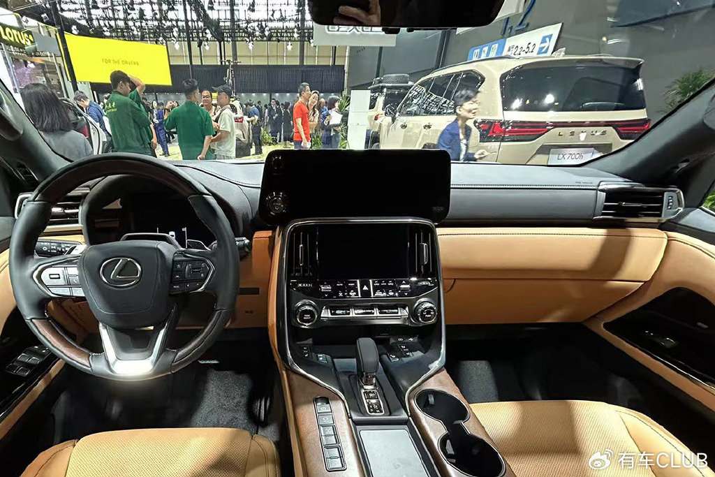 2024广州车展丨搭3.5T V6混动 全新雷克萨斯LX700h上市售125万起-新浪汽车