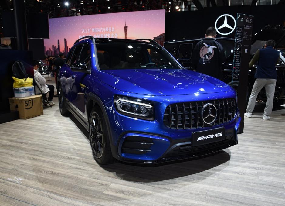 奔驰GLB 35 4MATIC落地价格至少要50万，配2.0T难逃“智商税”质疑-新浪汽车