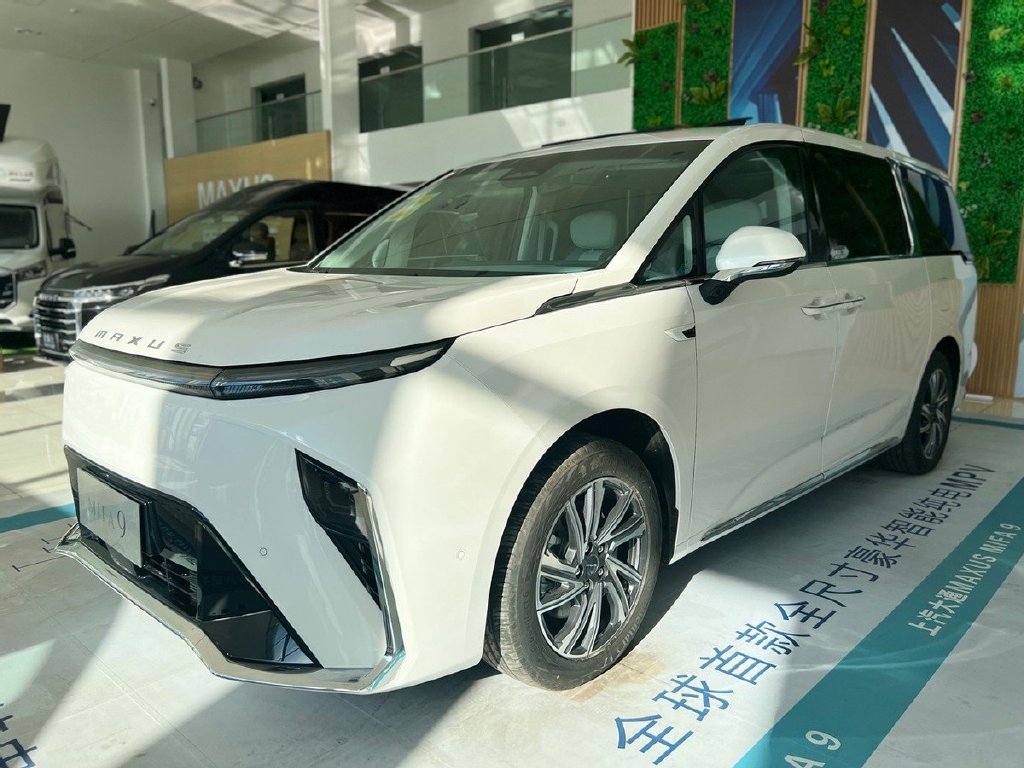全尺寸纯电MPV范本，实拍上汽大通MAXUS MIFA 9