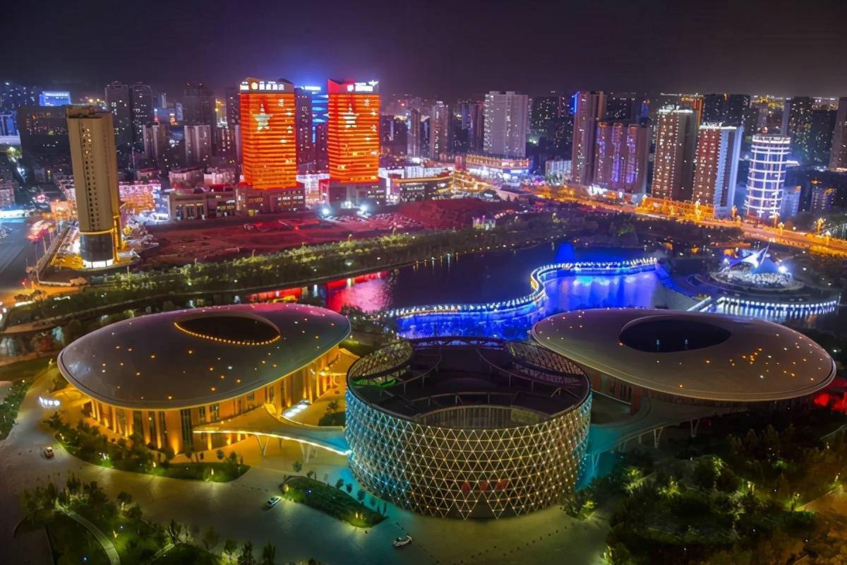 新疆库尔勒市作为中国西部最佳旅游城市……