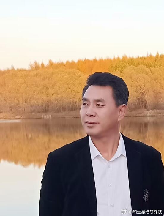 以初心铸文脉，以笃行传国学——记九戒院长的国学传承之路|国学|传承|文脉