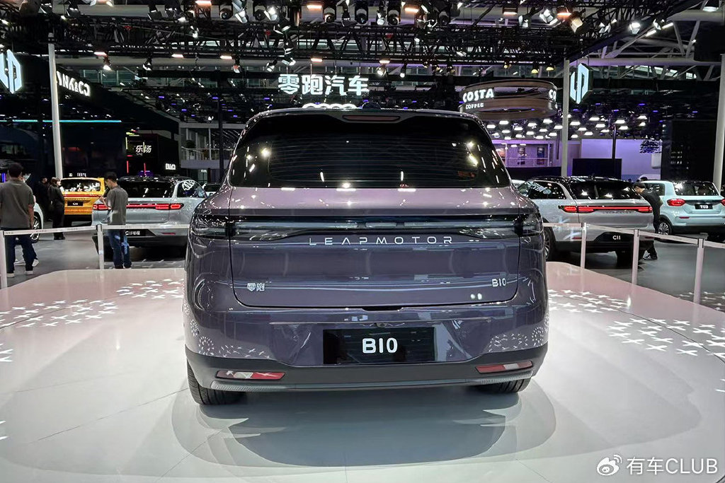 2024广州车展丨LEAP3.5架构B平台打造 零跑B10国内首发-新浪汽车