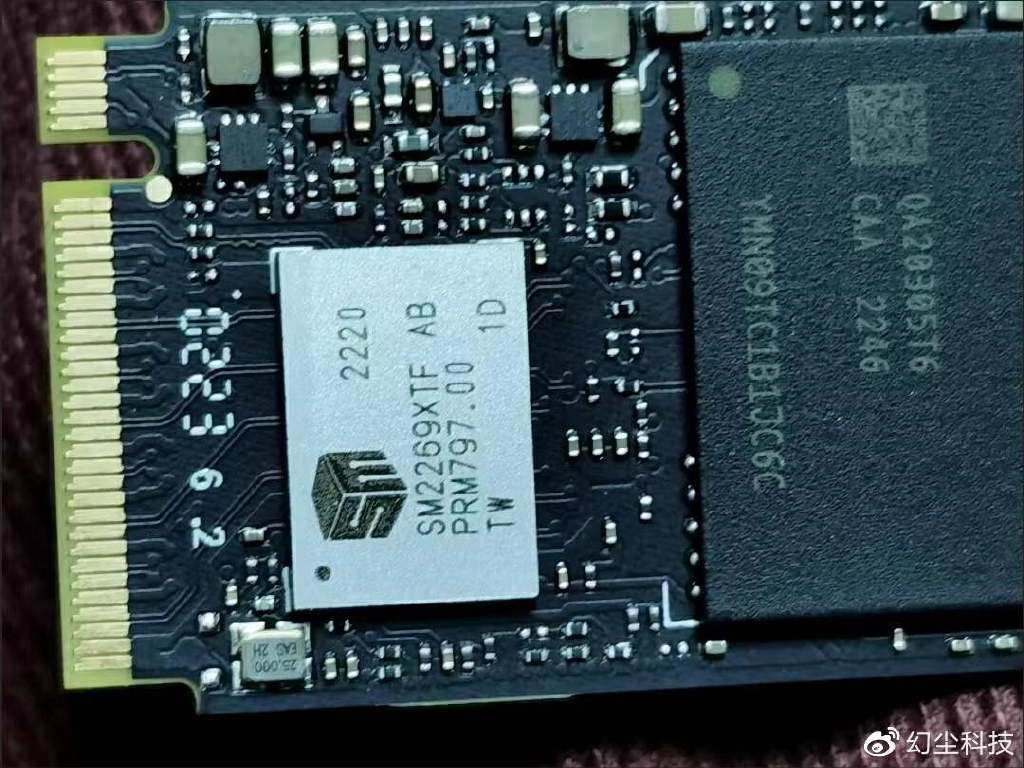 国产SSD太贵了？打价格战国产还从没怕过！国产杂牌SSD出手了__财经头条