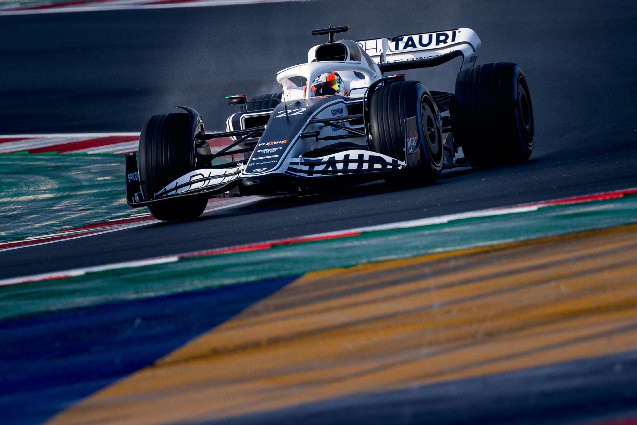 终于见到了真正的AT03！__财经头条