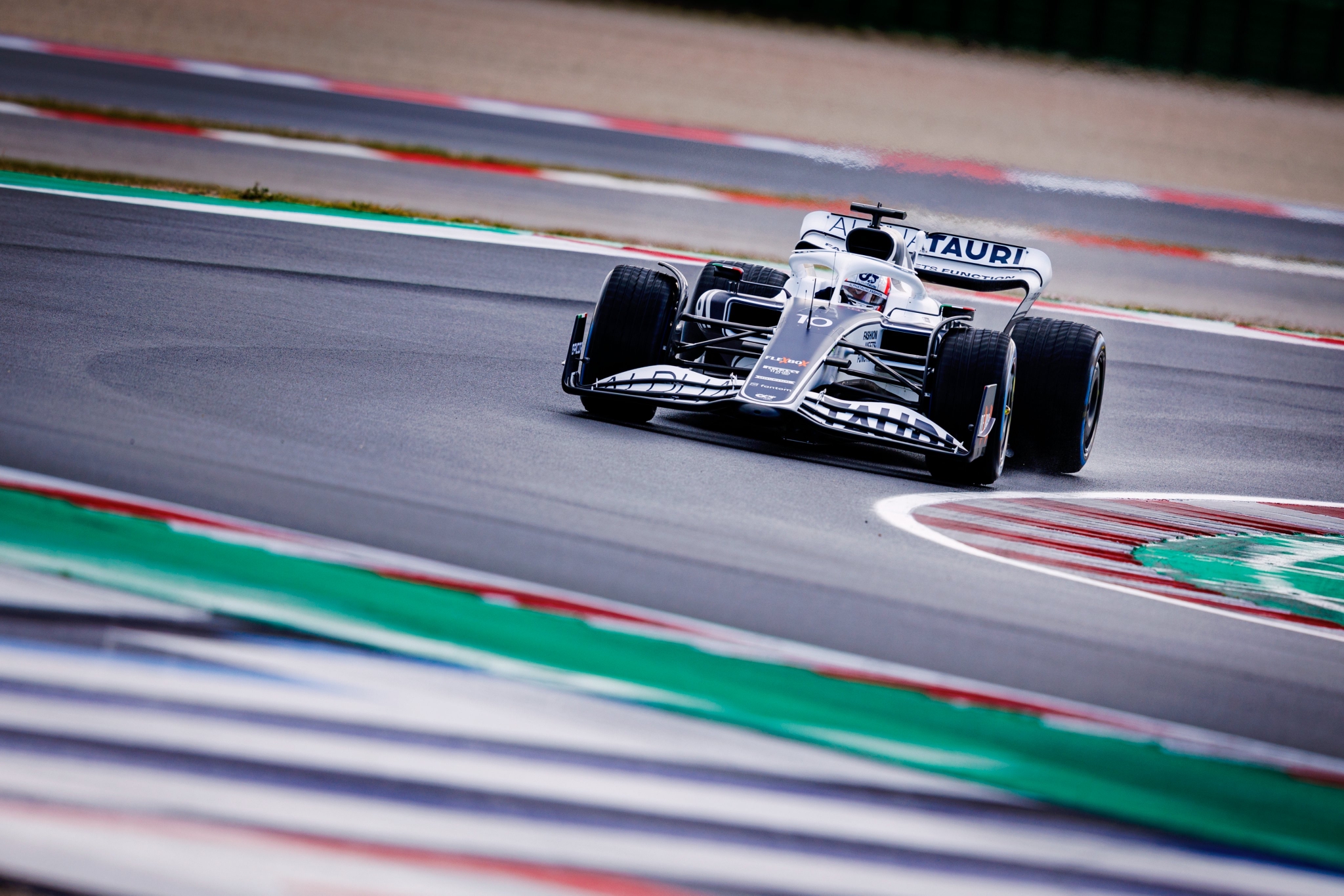 终于见到了真正的AT03！__财经头条