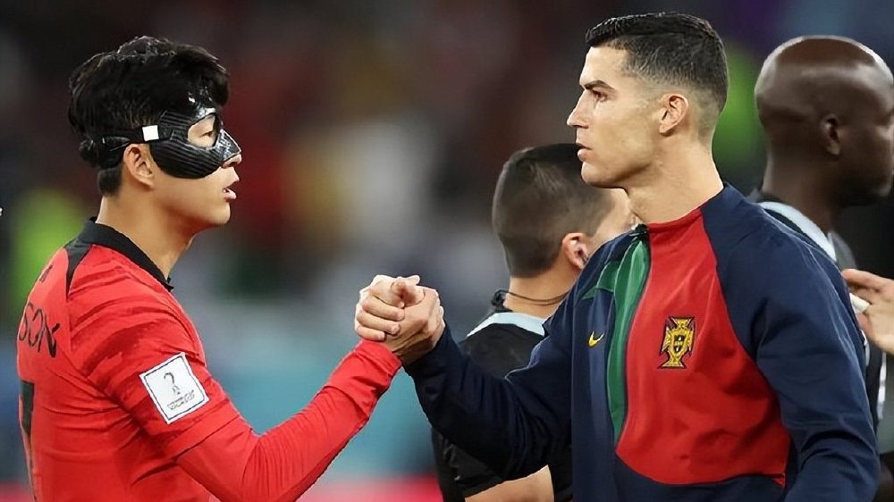 世界杯：韩国队爆冷晋级，C罗乌龙助攻，孙兴慜补时送助攻|坎塞洛|奥尔塔|孙兴慜_新浪新闻