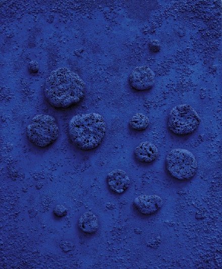 “国际克莱因蓝” International Klein Blue 孤独纯净梦幻的蓝