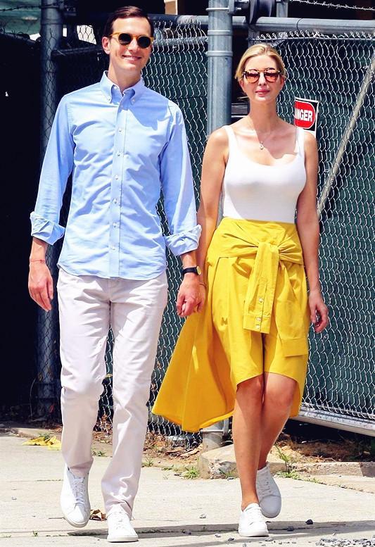 伊万卡亮相卡塔尔世界杯，站在看台C位显实力，王室亲自接待问候