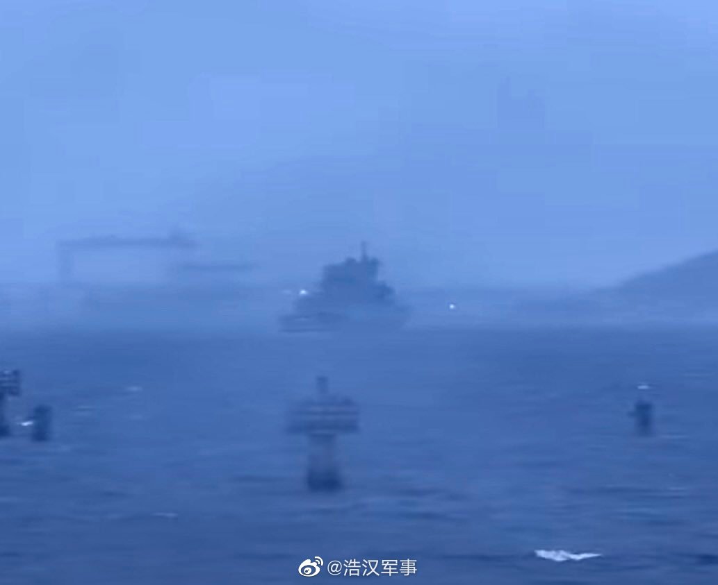 2023年1月12日晚上德国海军巴登-符腾堡级护卫舰FGS巴登-符腾堡级……