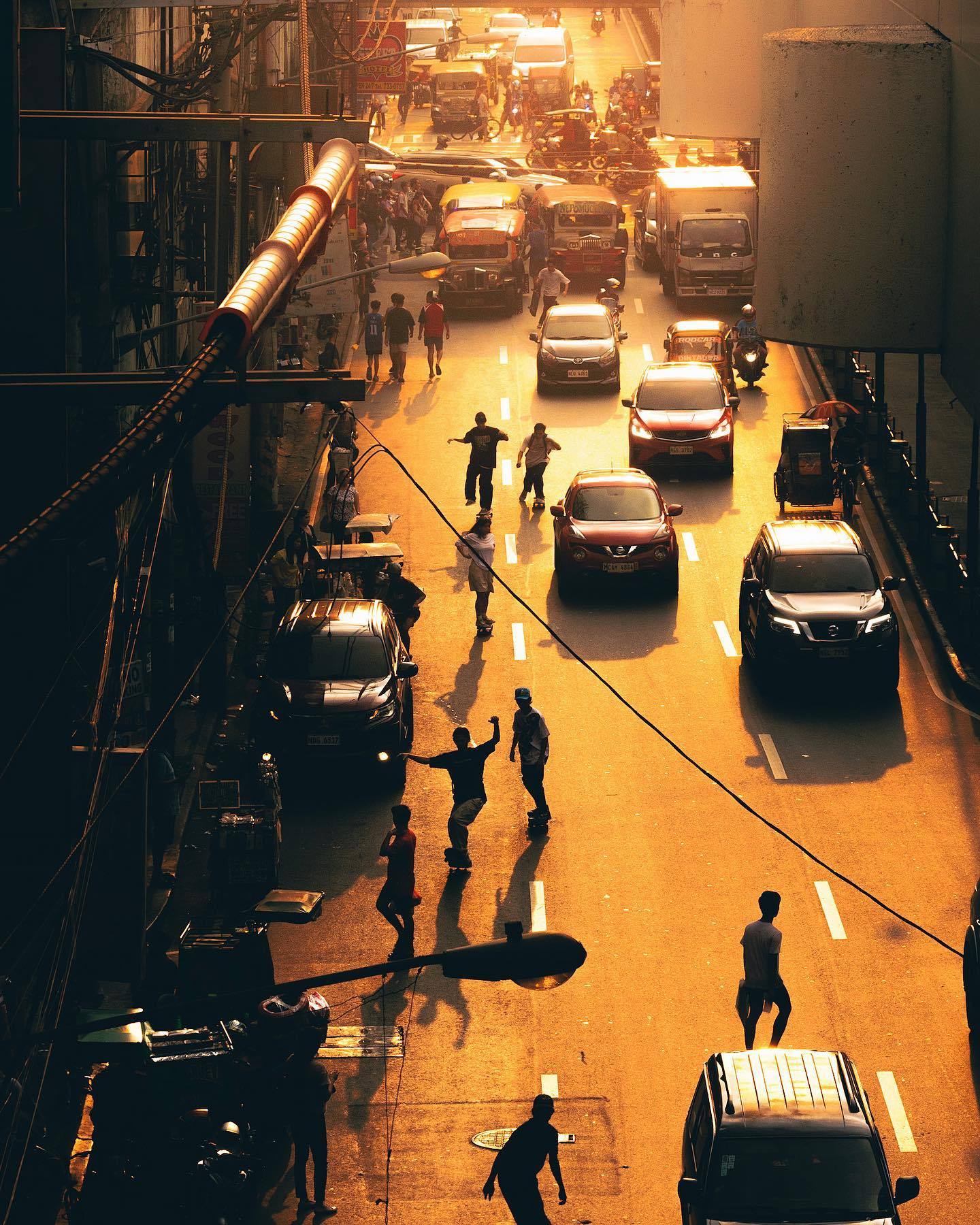 光与影的街头 | 菲律宾摄影师Jilson Tiu__财经头条