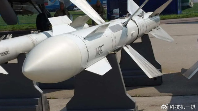 苏系R77等空空导弹，技术源于美国，只能在地面逞强？|空空导弹|导弹|地面_新浪新闻