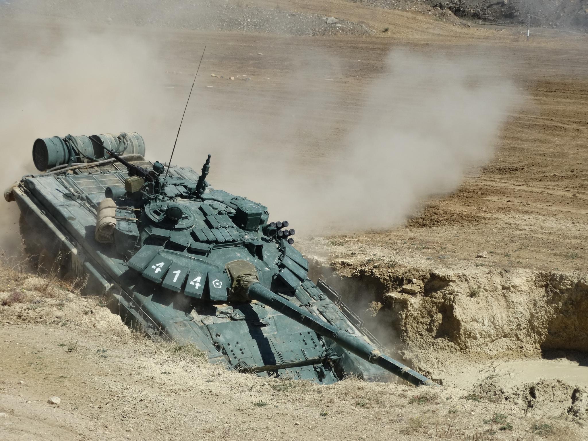 俄罗斯黑海舰队126个独立海岸防卫旅T-72b3部署在塞瓦斯托波尔