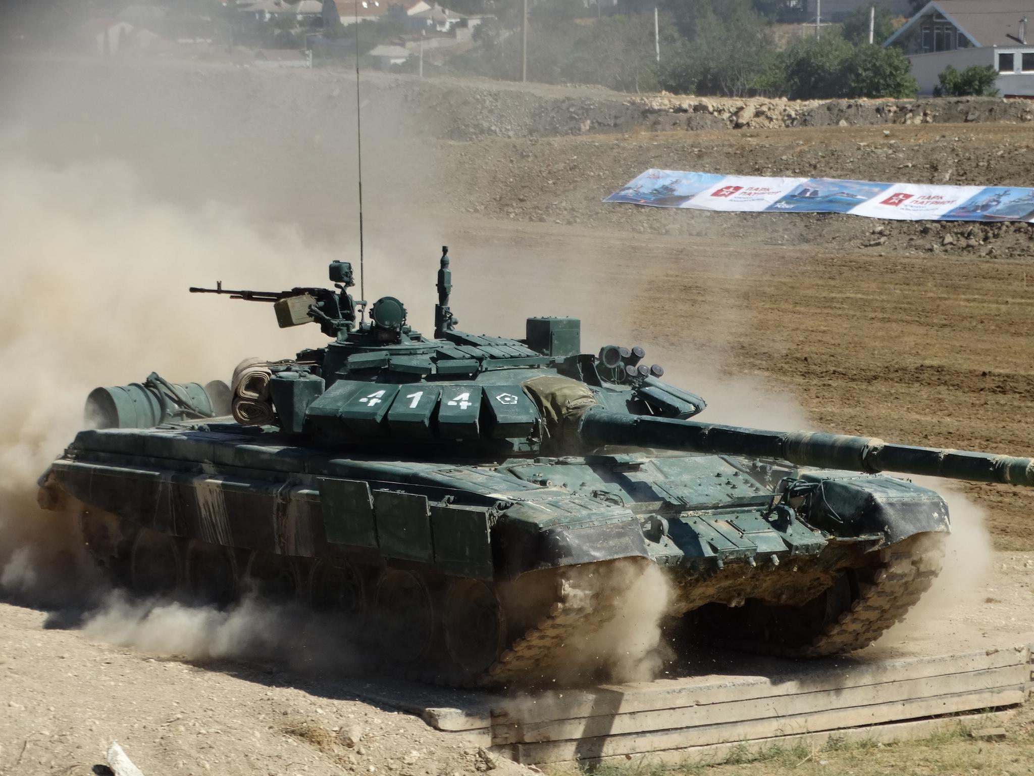 俄罗斯黑海舰队126个独立海岸防卫旅T-72b3部署在塞瓦斯托波尔