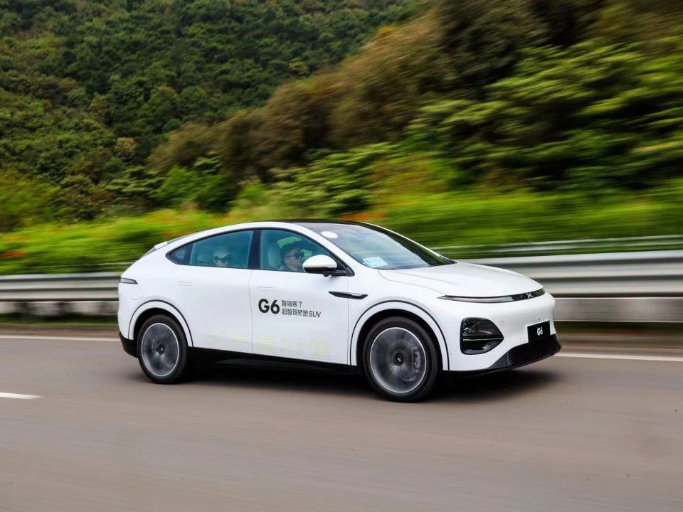 3.9s加速配全域NGP 特斯拉也不敢硬刚的小鹏G6__财经头条