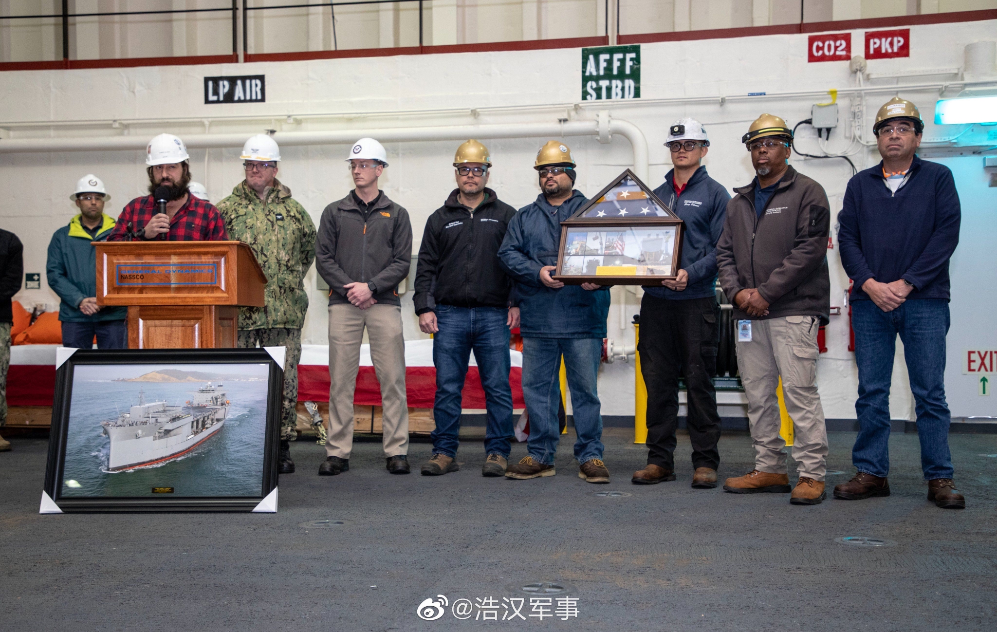 美国海军第四条远征海基地船JOHN L CANEY……__财经头条