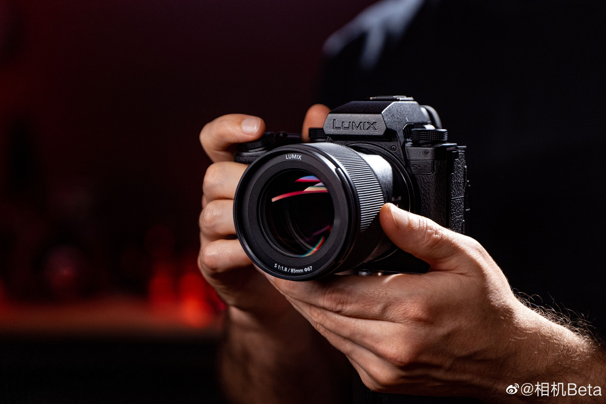 松下Lumix S5M2X上手图__财经头条