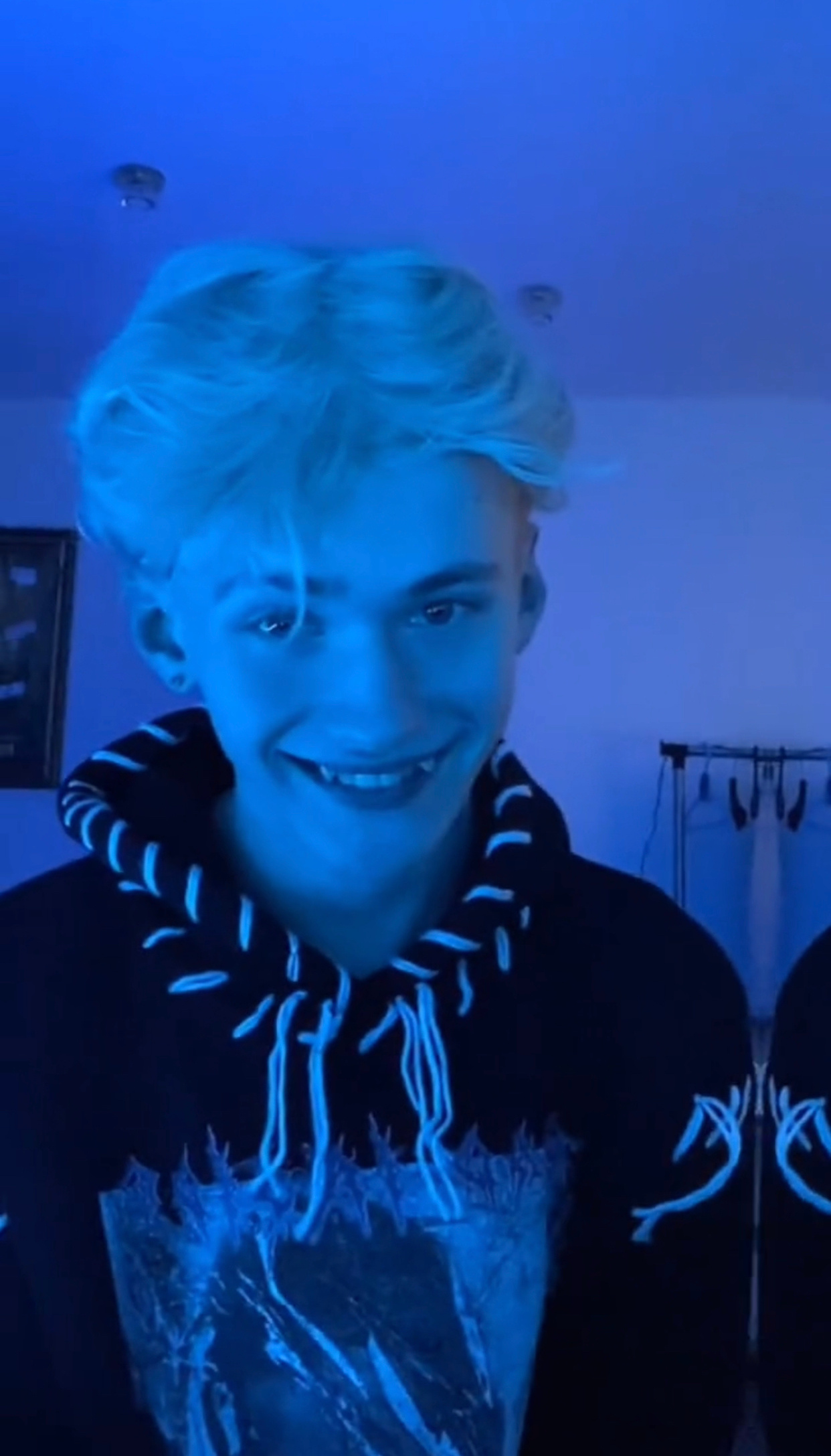 俄罗斯的帅哥__财经头条