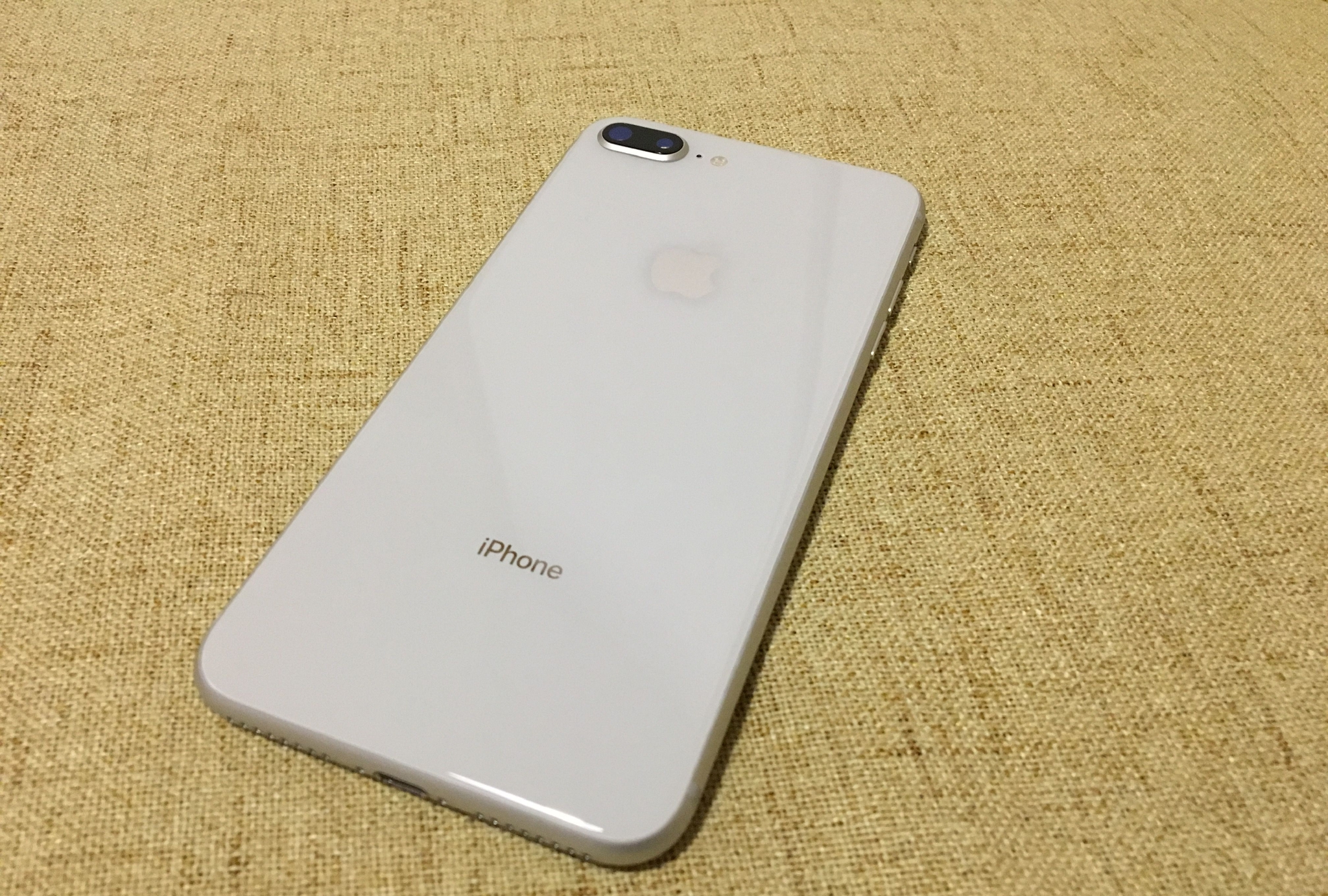 苹果8P升完iOS15.5，可以“养老”了吗？用过iOS16你就明白了__财经头条