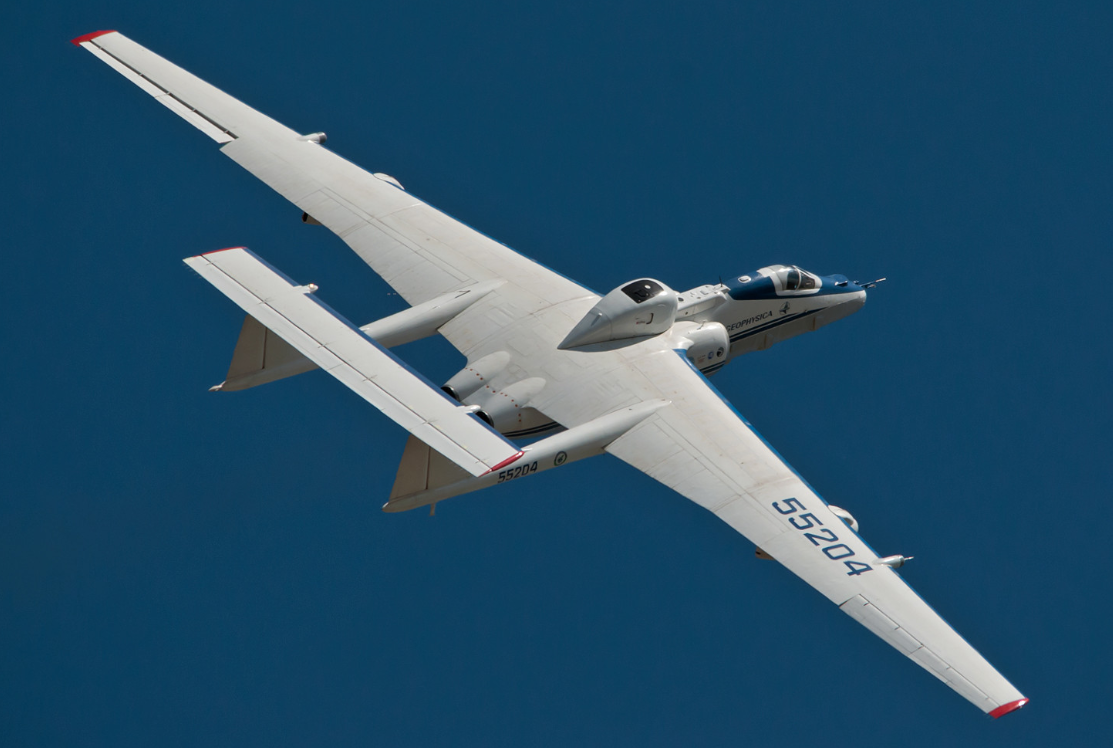 M-55侦察机为俄罗斯带来荣耀，不仅屡创纪录，还满足军民两用！