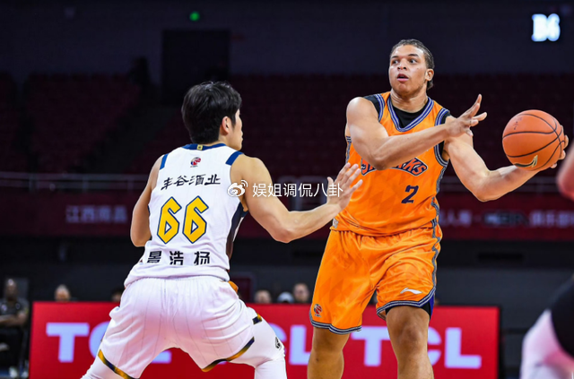 CBA最新消息！上海男篮或裁掉洛夫顿，程帅澎第一阶段报销|洛夫|上海男篮|浙江男篮