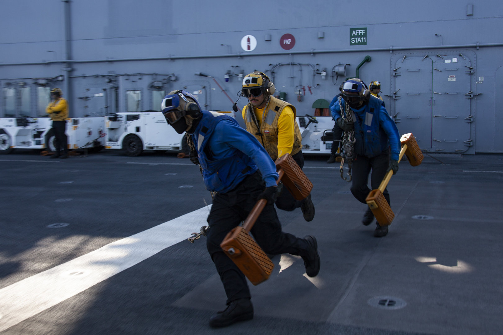 太平洋（2020年10月15日）–两栖攻击舰“麦金岛”号（LHD 8）