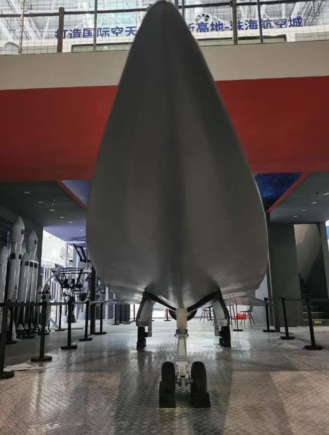 MD22“鸣镝”无人机，速度惊人，打造我军技术优势