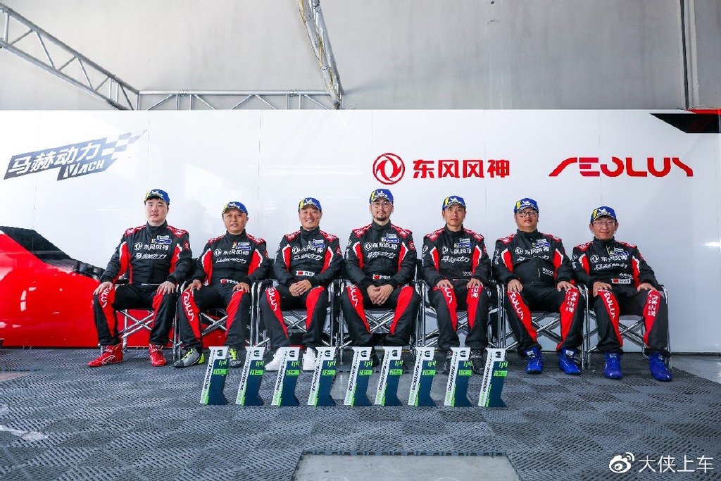 东风风神携奕炫家族征战CEC耐力赛，首战就夺双料冠军__财经头条