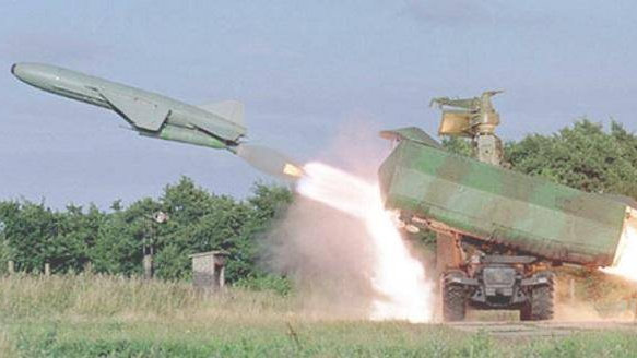 世界前列一流反舰导弹，P-15冥河实力超群，其射程超过42千米|驱逐舰|前苏联|发射车|以色列|埃拉特_新浪新闻