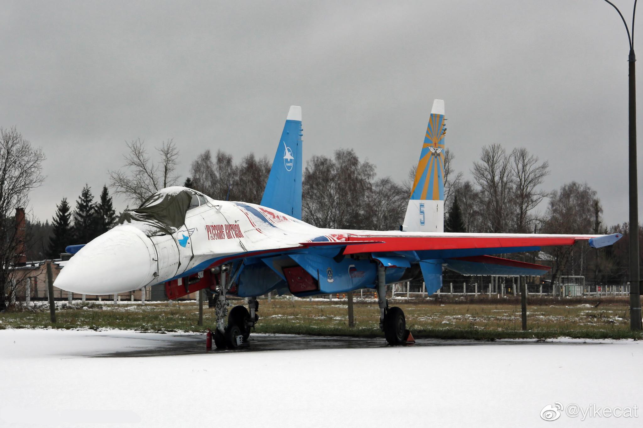 落日余晖，Su-35(Su-27M) Super Flanker“超级侧卫”多用途歼击机|多用途|改型|制导_新浪新闻