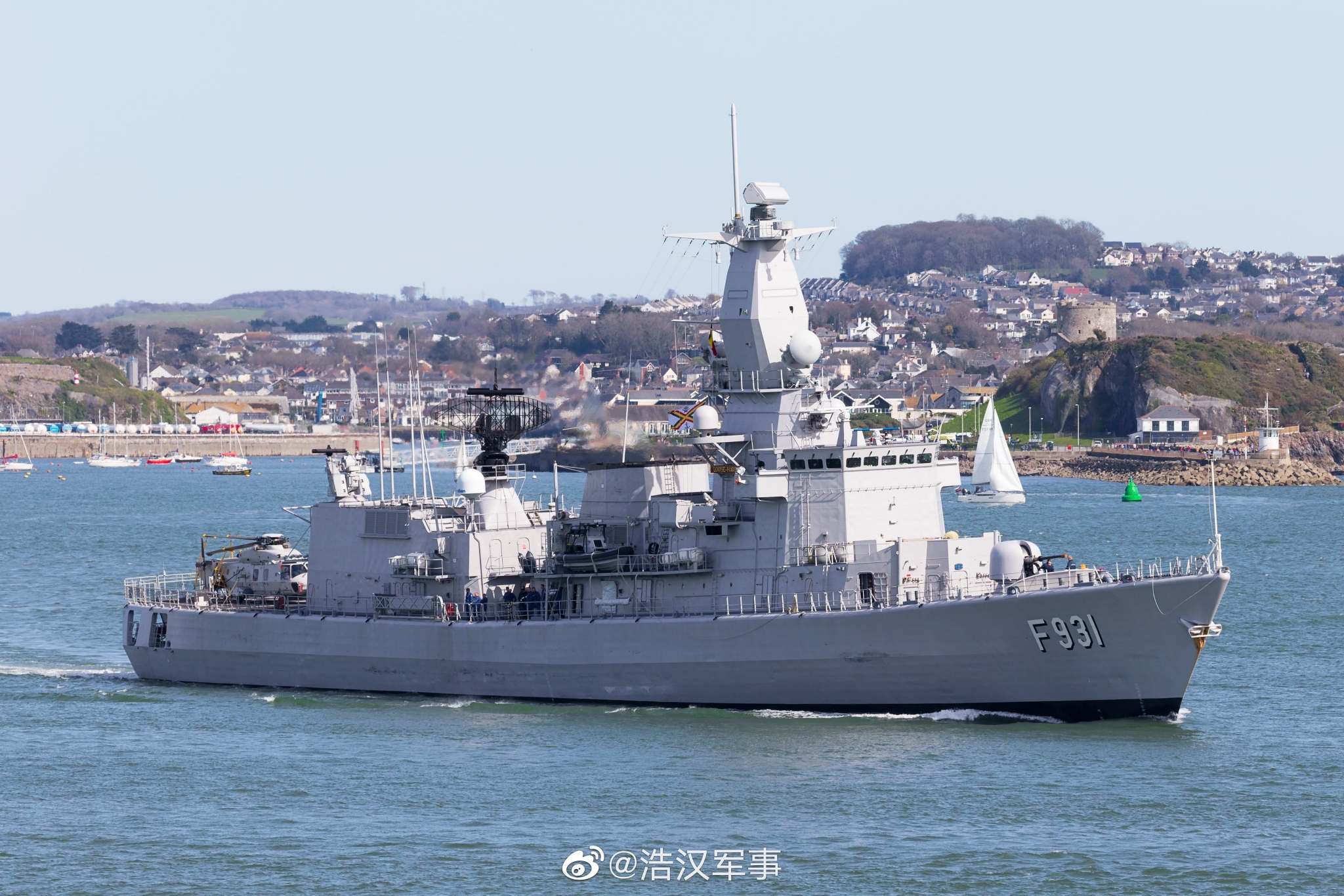 回港中的比利时海军路易斯·玛丽号护卫舰（F931）__财经头条