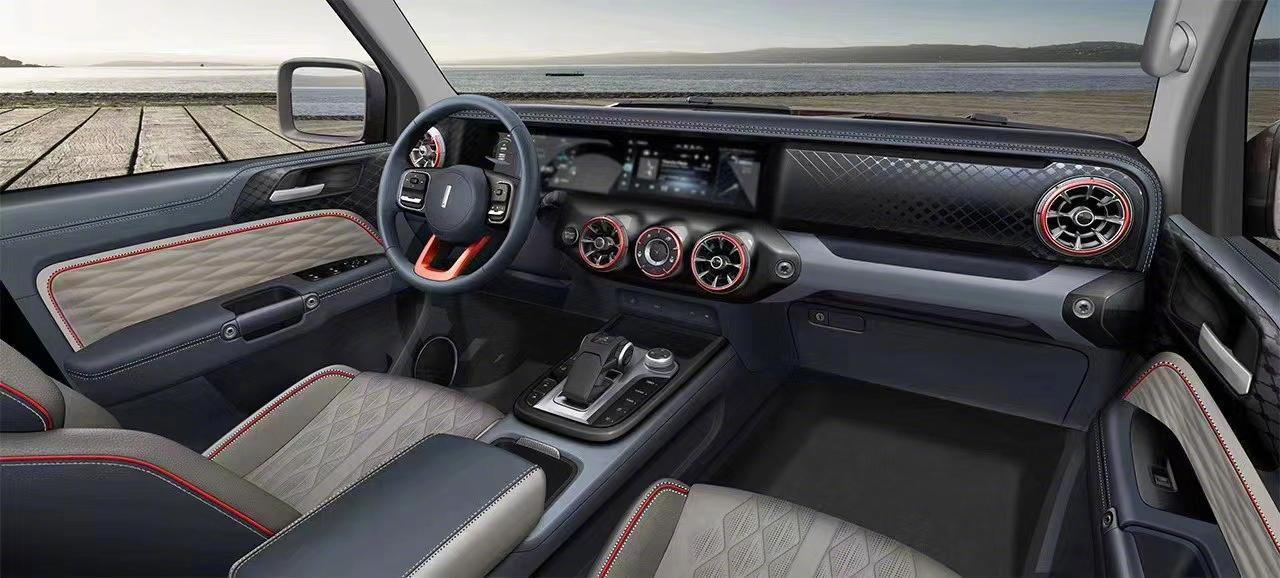 WEY正式发布了WEY坦克300，新车是一款非承载式车身的硬派SUV