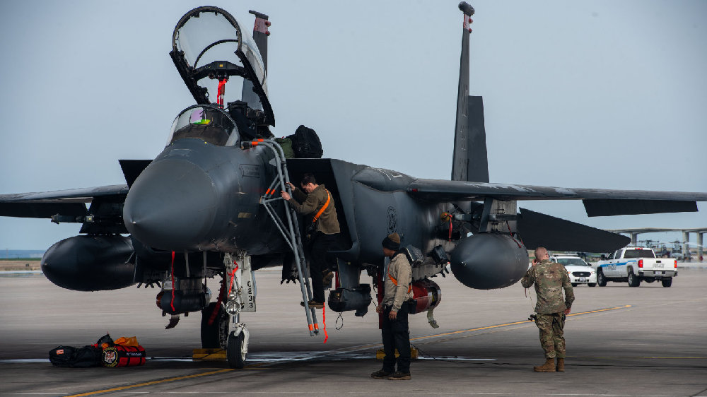 部署在嘉手纳基地的391战斗机中队将保持稳定的存在|战斗机|嘉手纳|美国空军_新浪新闻