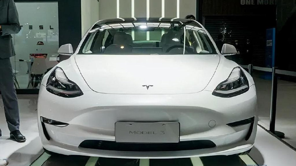 全新Model 3如果降至20万元以内，让国产电动轿车还怎么玩？-新浪汽车