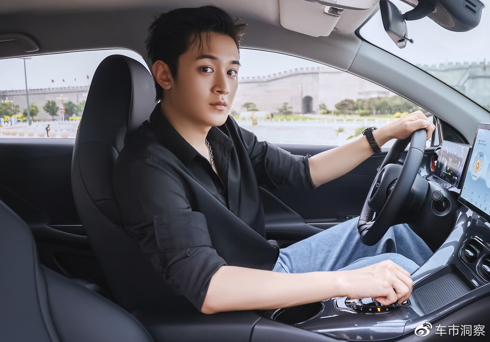 经济实惠的纯电新选择 2023款比亚迪e2了解一下-新浪汽车