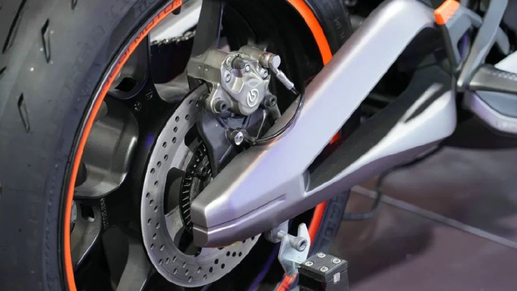 再一次用惊艳摩博会！杰迪K333现场实拍，国产最美轻易拿捏-新浪汽车