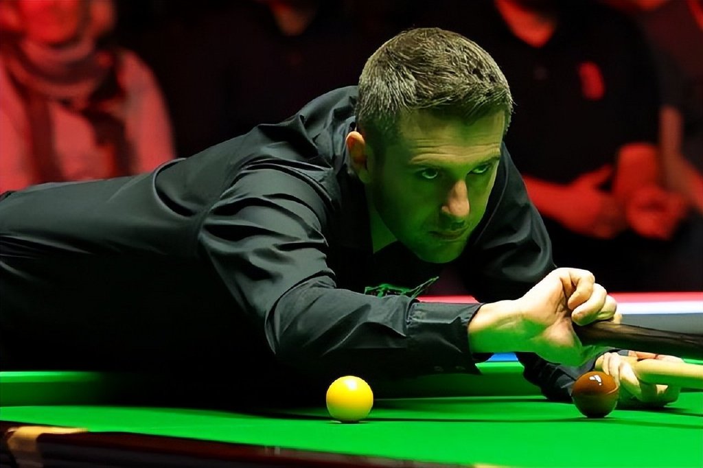 等待594天！斯诺克名将终于打进决赛，6-4逆转世界冠军结束7连败