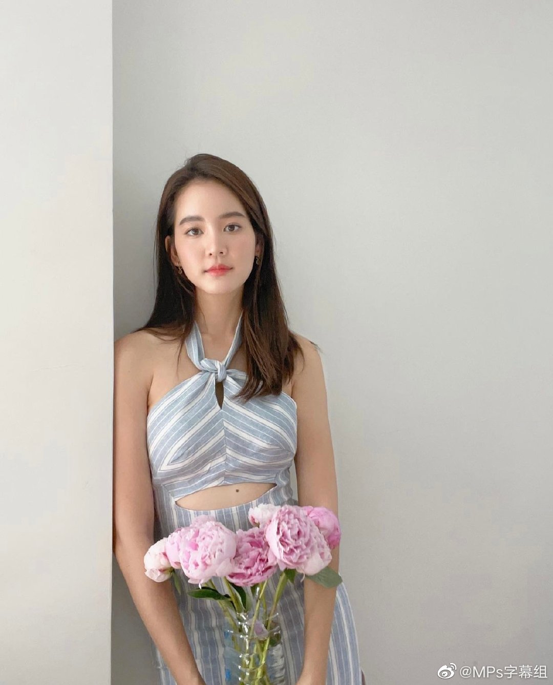 早安，各位小伙伴 今天是软糯香甜的Bow Maylada