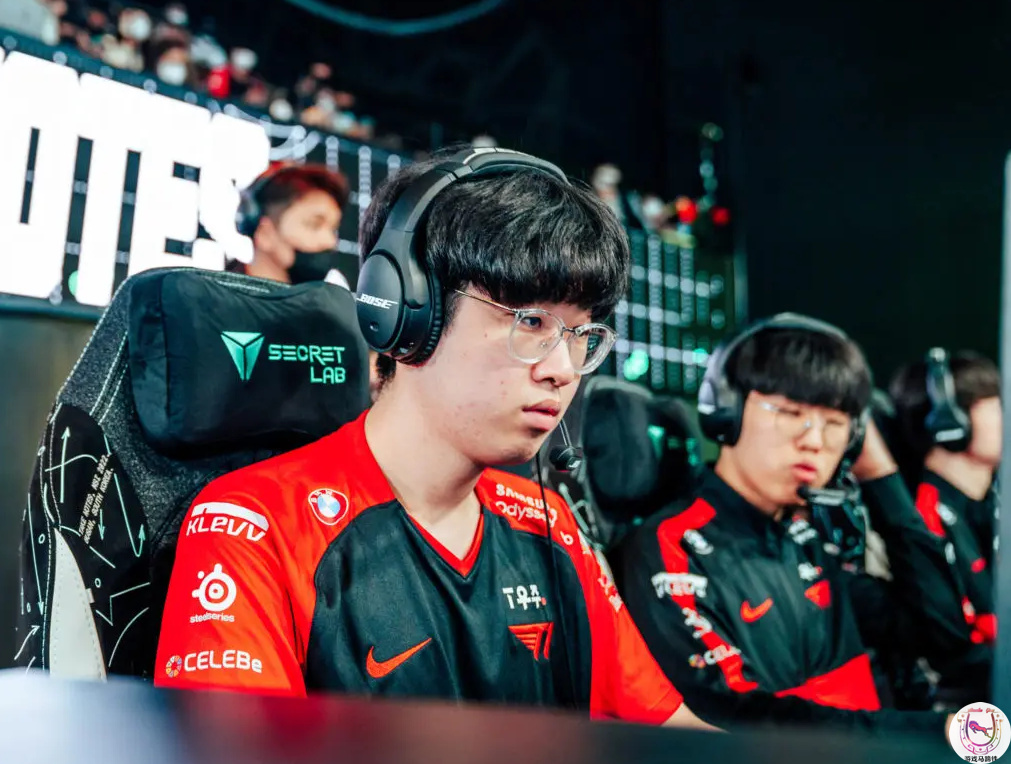 Faker的运气也是世界第一？5进决赛都有神仙队友！|神仙|队友|运气_新浪新闻