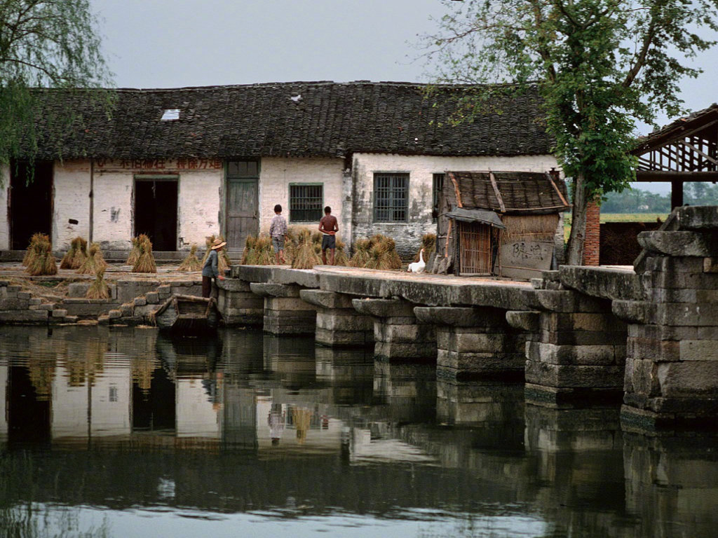 摄影师 比尔·霍克（Bill Hocker）……