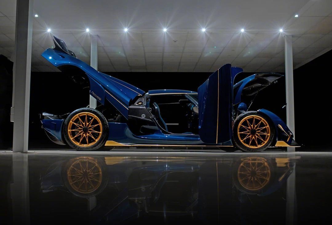 柯尼赛格Regera 蓝色幽灵，一件绝对的艺术品！