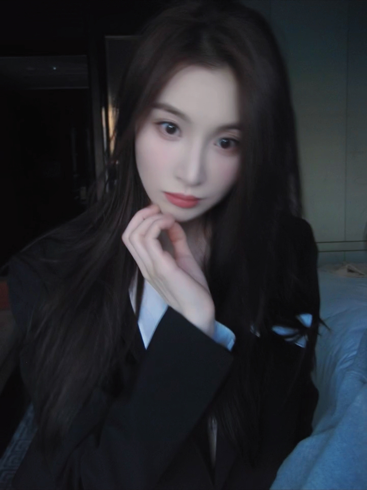 隆妮老师｜姬 达 狂 震