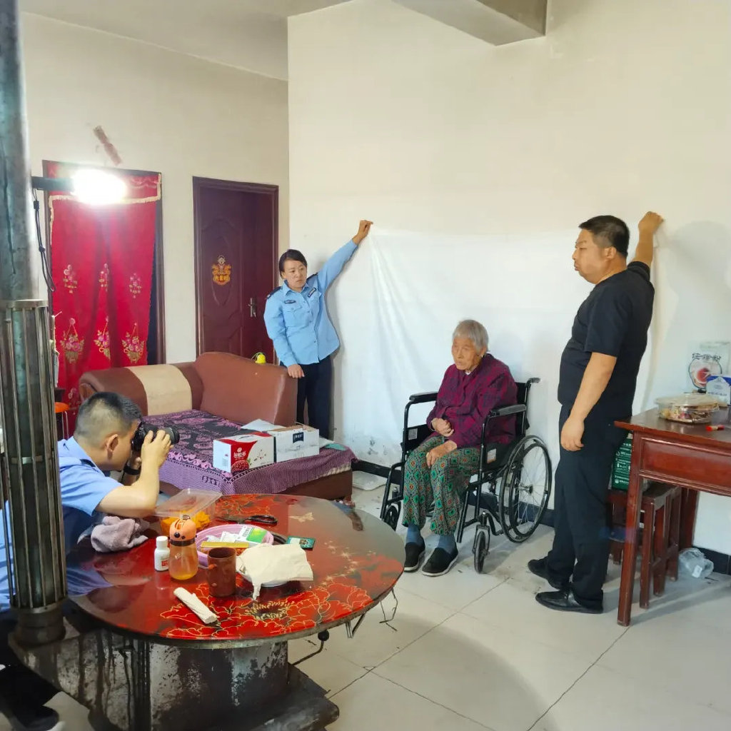 太白县桃川派出所：“暖警”上门服务 为八旬老人办理身份证|太白县|派出所|身份证