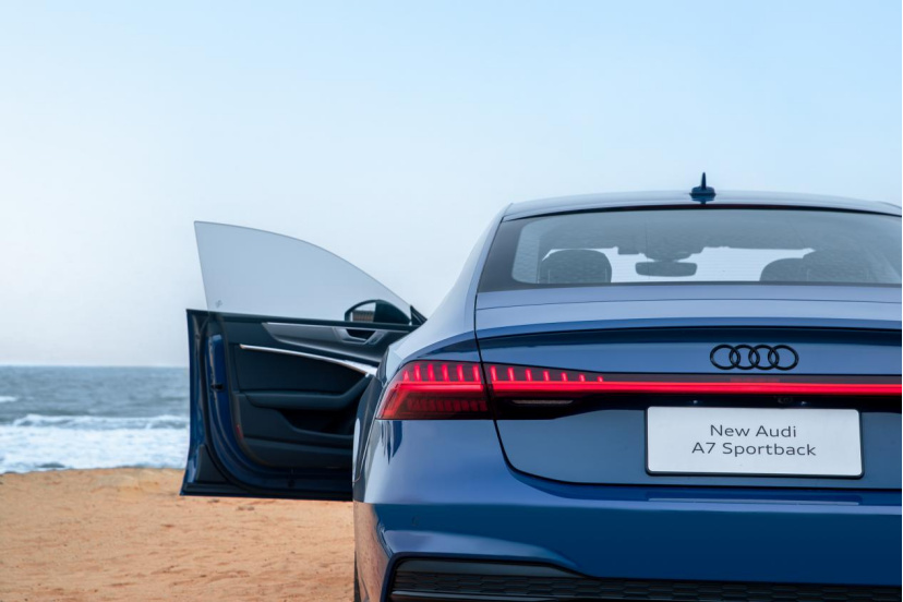 以美而立，奥迪A7 Sportback向“新”而生-新浪汽车