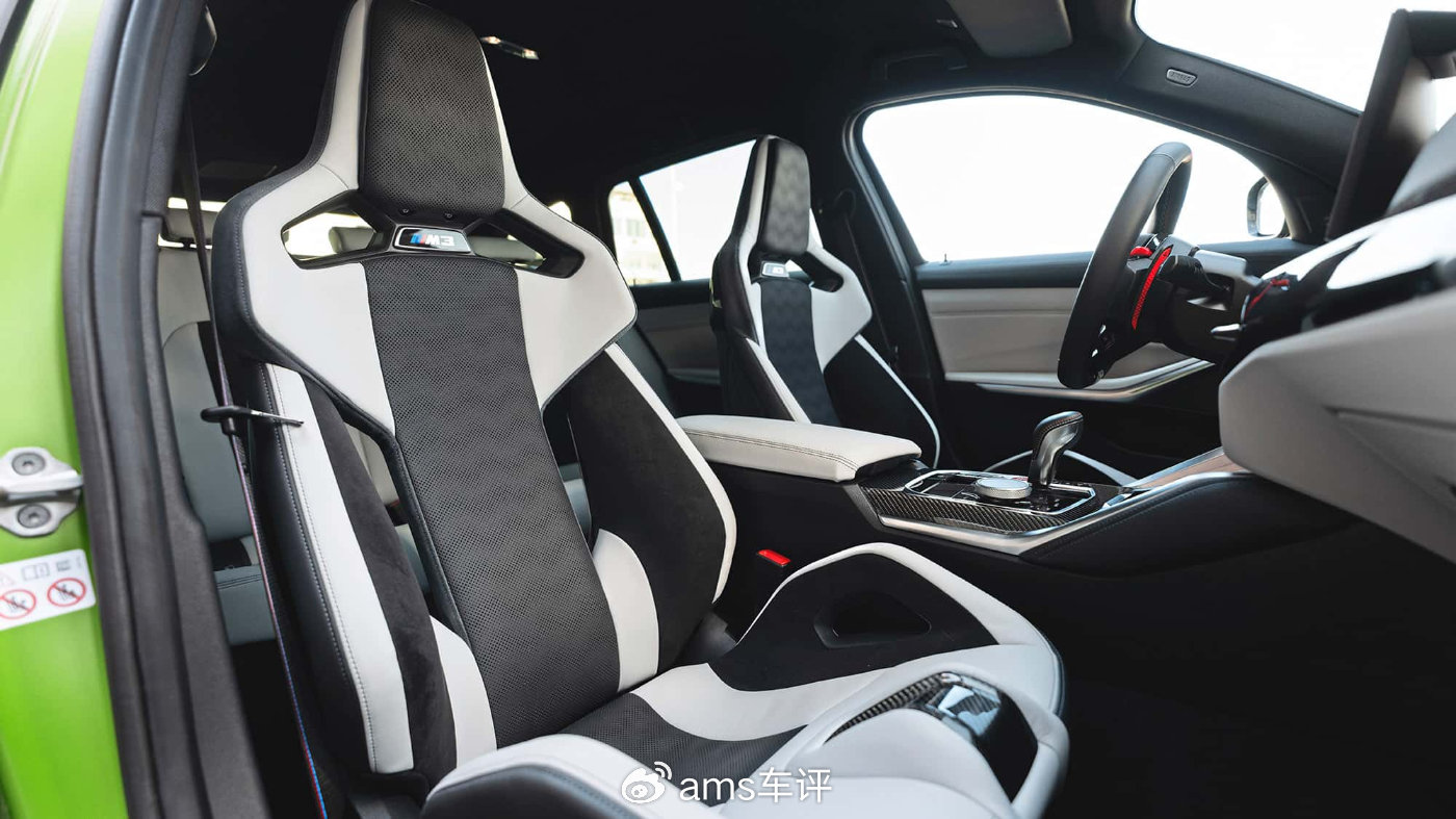 运动旅行车对决，奥迪RS4 Avant能赢BMW M3 Touring吗？-新浪汽车