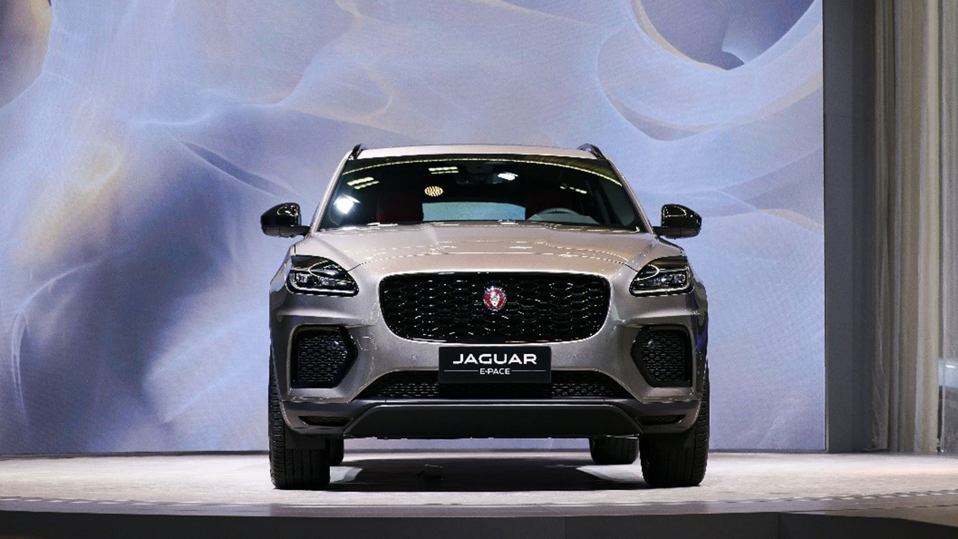 您认为设计感重要吗？捷豹E-PACE登陆成都车展 三款车型怎么选-新浪汽车