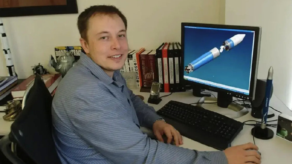 盘点SpaceX历史上14个重大时刻：从濒临破产到星舰爆炸|马斯克|火箭|spacex_新浪新闻