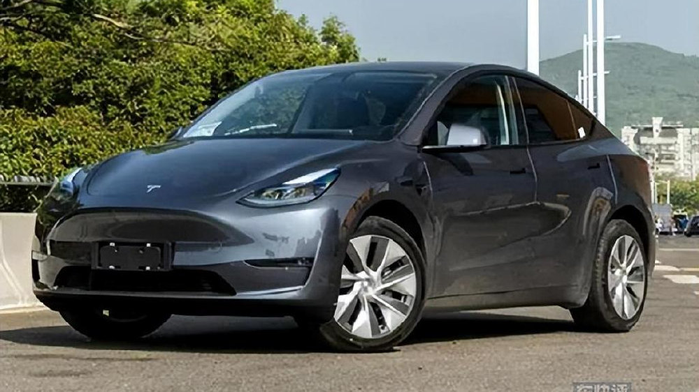全新Model Y明年上市，采用7座布局，取消后驱版车型-新浪汽车